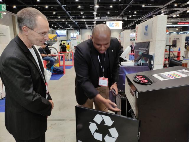 Smart Bins: Revolutionizing Waste Management